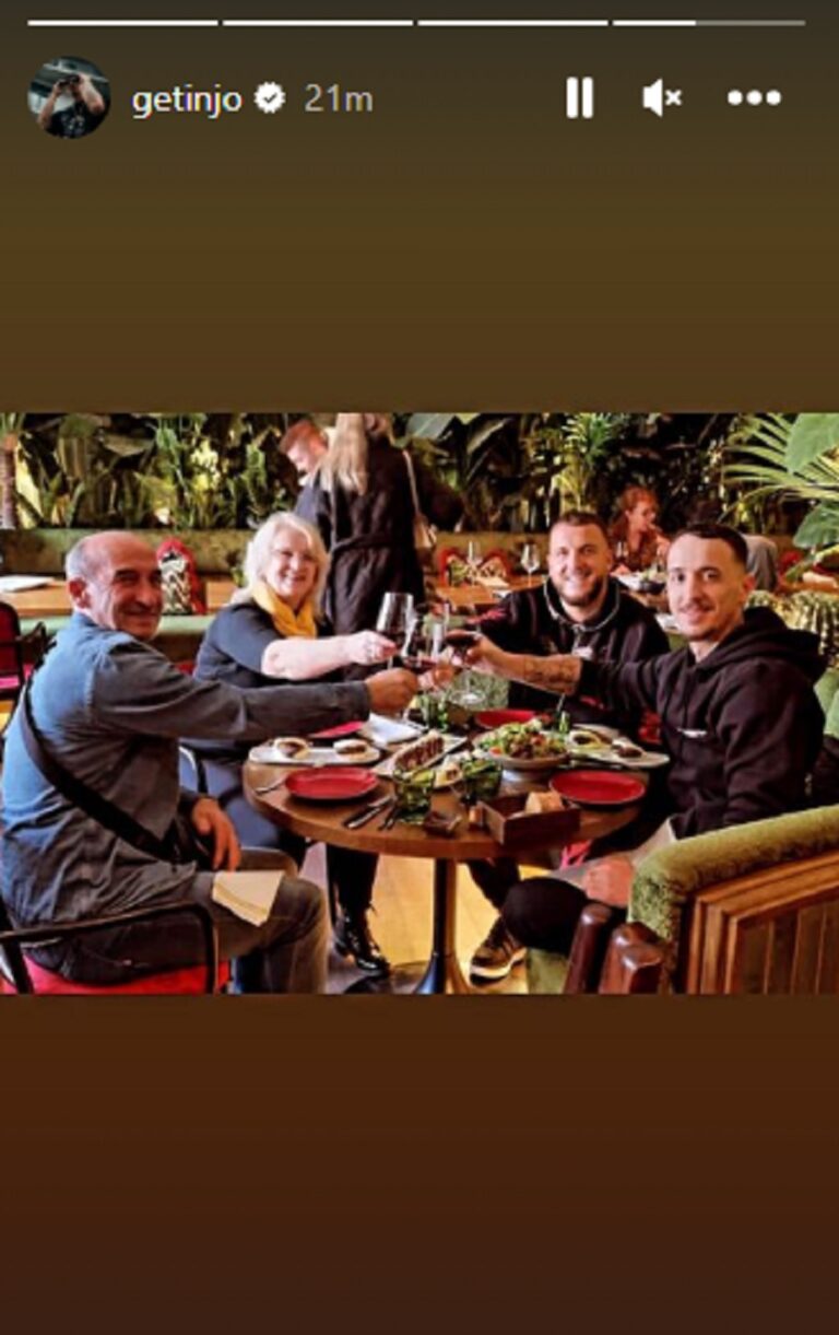 Getinjo dhe Mozzik sjellin foton më të ëmbël me prindërit në darkë