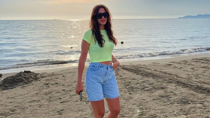 Nusja e Lumi B mahnitëse në komplete të bardha