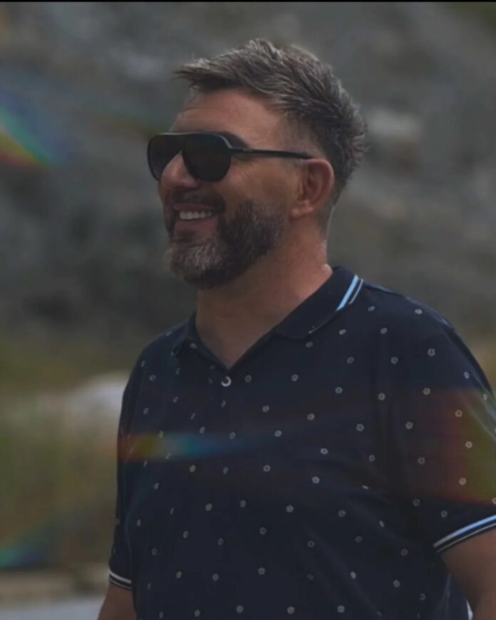 Naser Rafuna më i buzëqeshur se kurrë, cila është arsyeja?