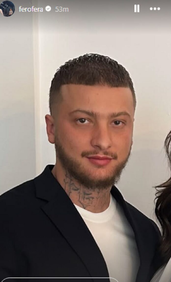 Fero na prezanton detaje me bashkëshorten, ajo nuk qenka me mbulesë