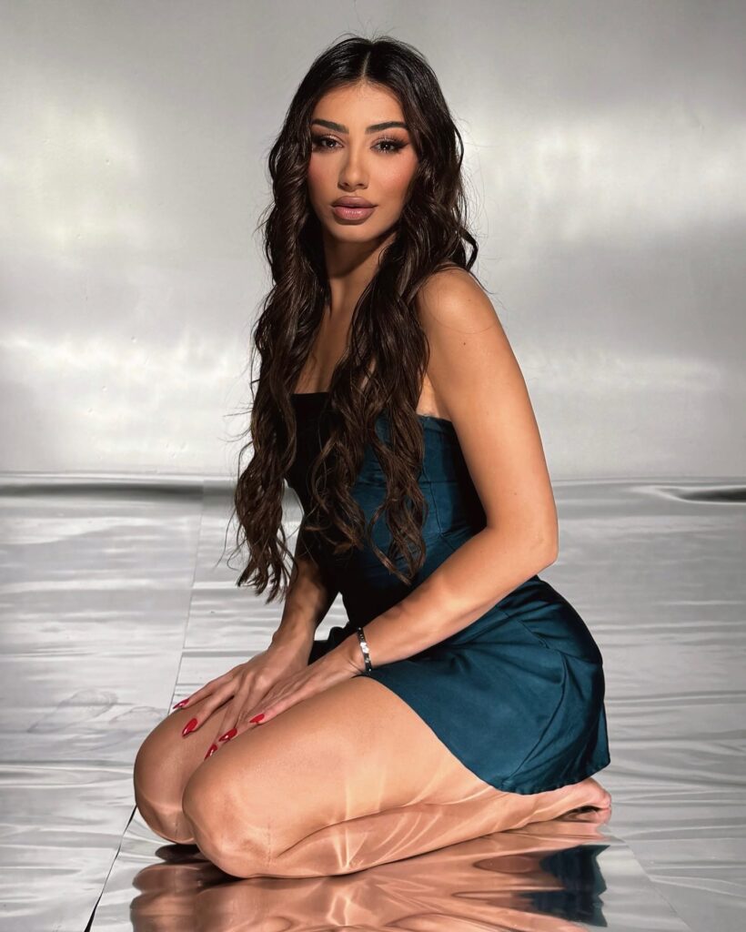 Melinda Ademi shfaqet në forma të mahnitshme dhe provokuese në fotot më të reja