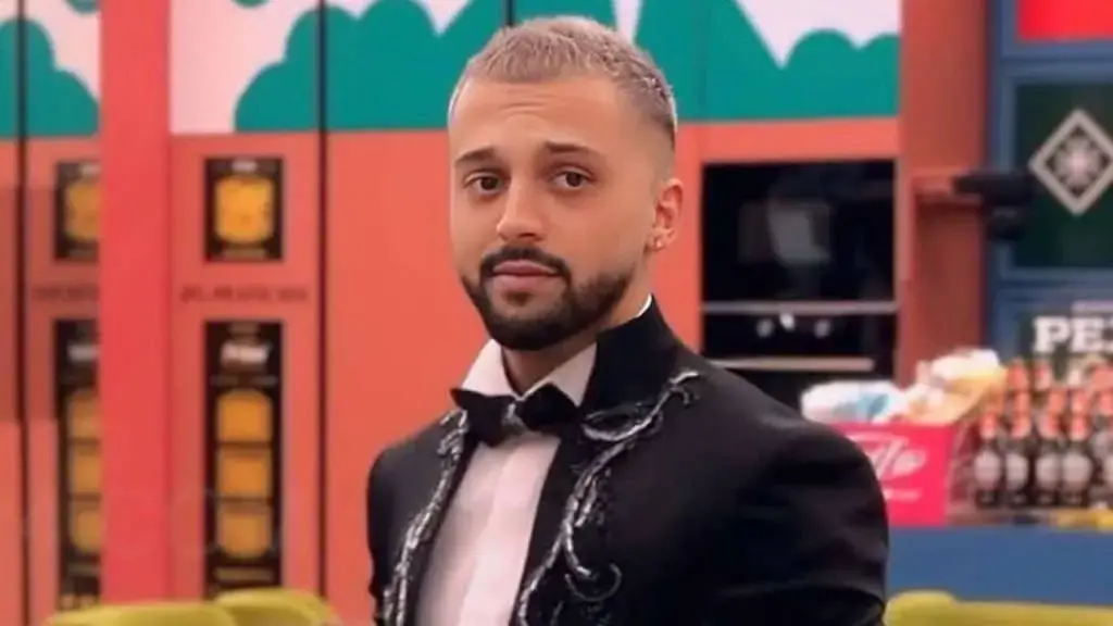 Gjesti për herë të parë sonte bën këtë veprim!